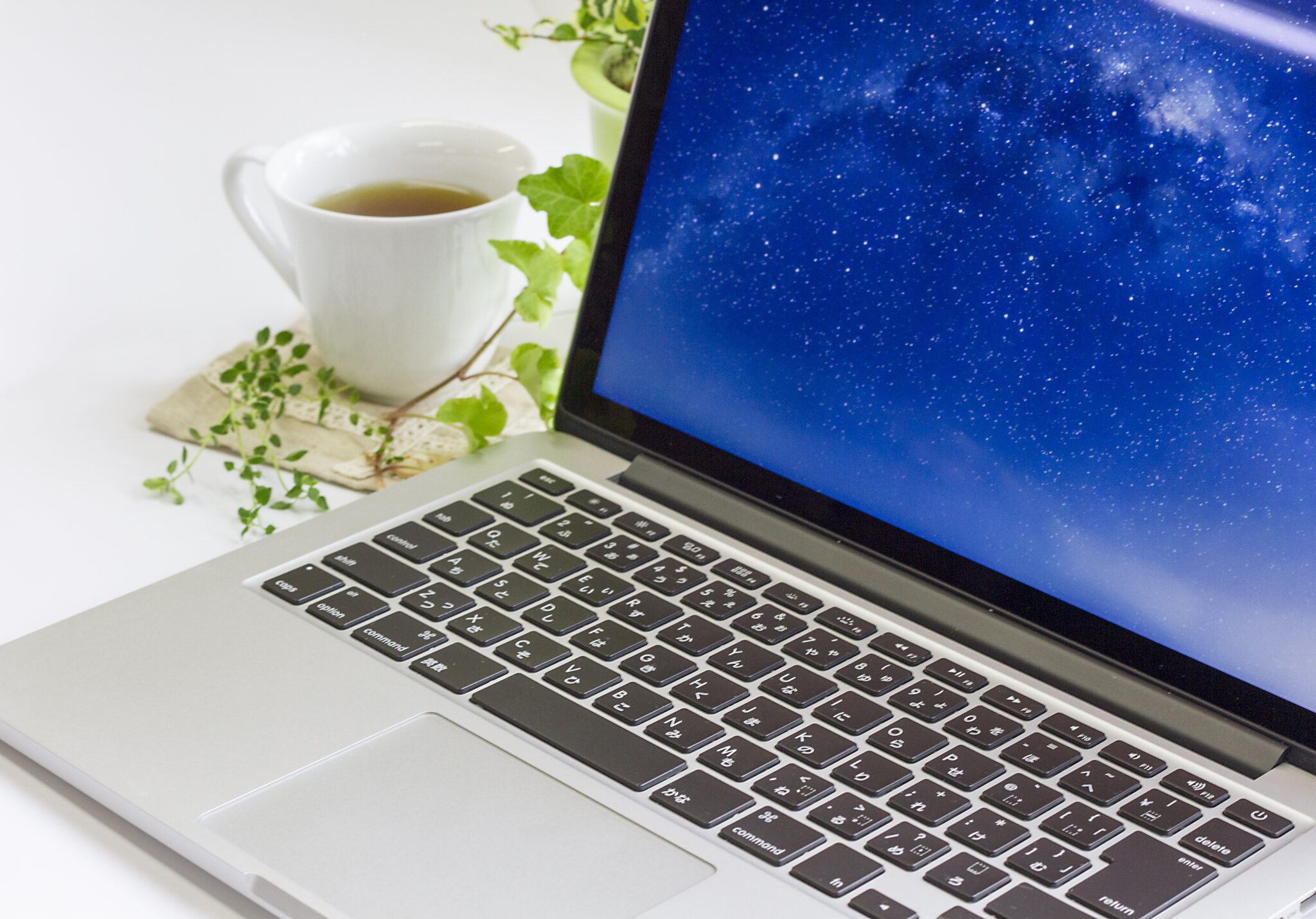 Linuxの「umount」コマンド徹底解説｜デバイスの安全なアンマウント方法と注意点